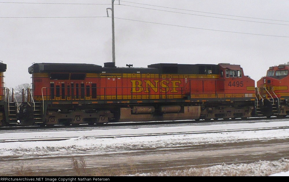 BNSF 4495